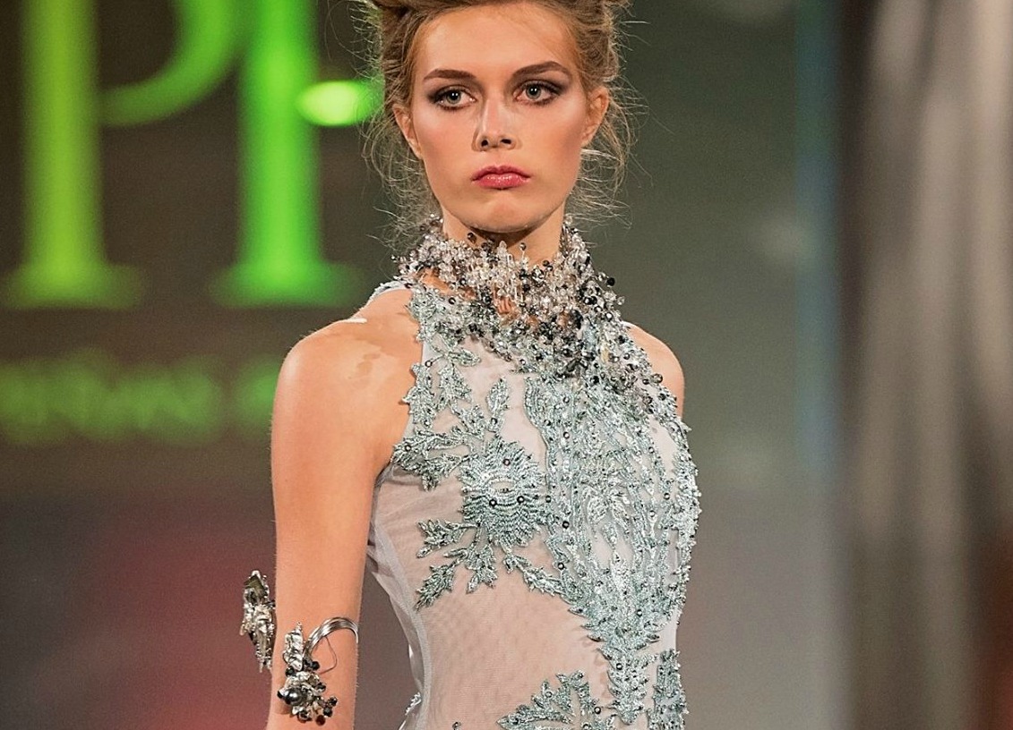 The Vibrant World of Joyce Peñas Pilarsky Designs – Manhattan with a Twist