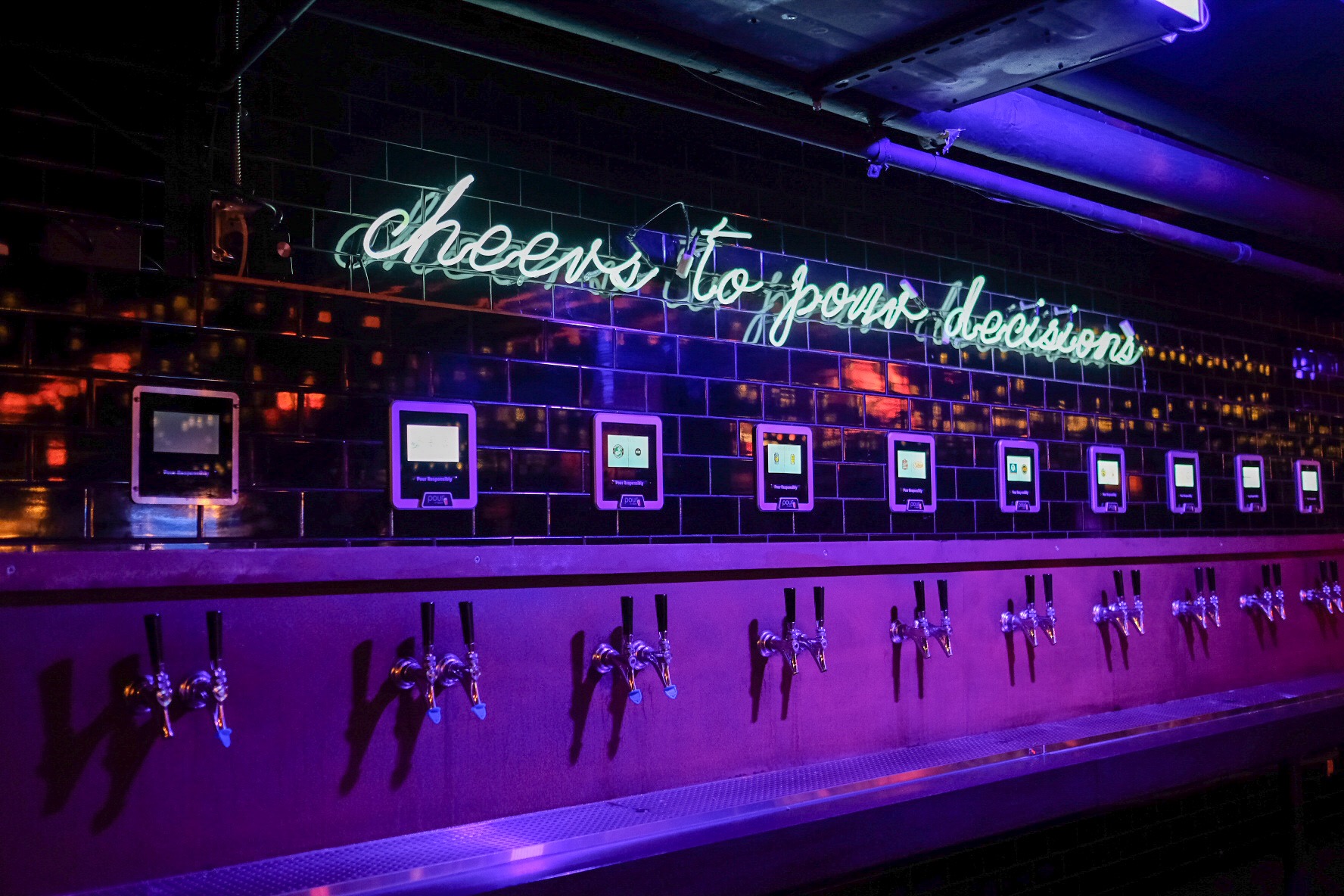 Party ‘Til The Sun Comes Up at Slate – Manhattan with a Twist